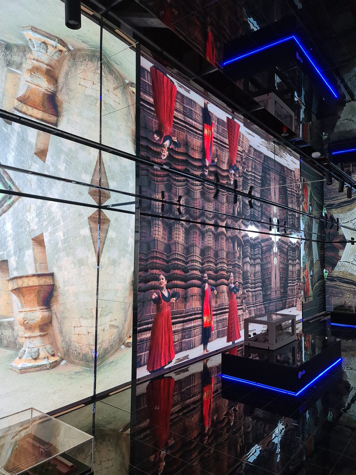 THE APPLICATION - Flexmirror